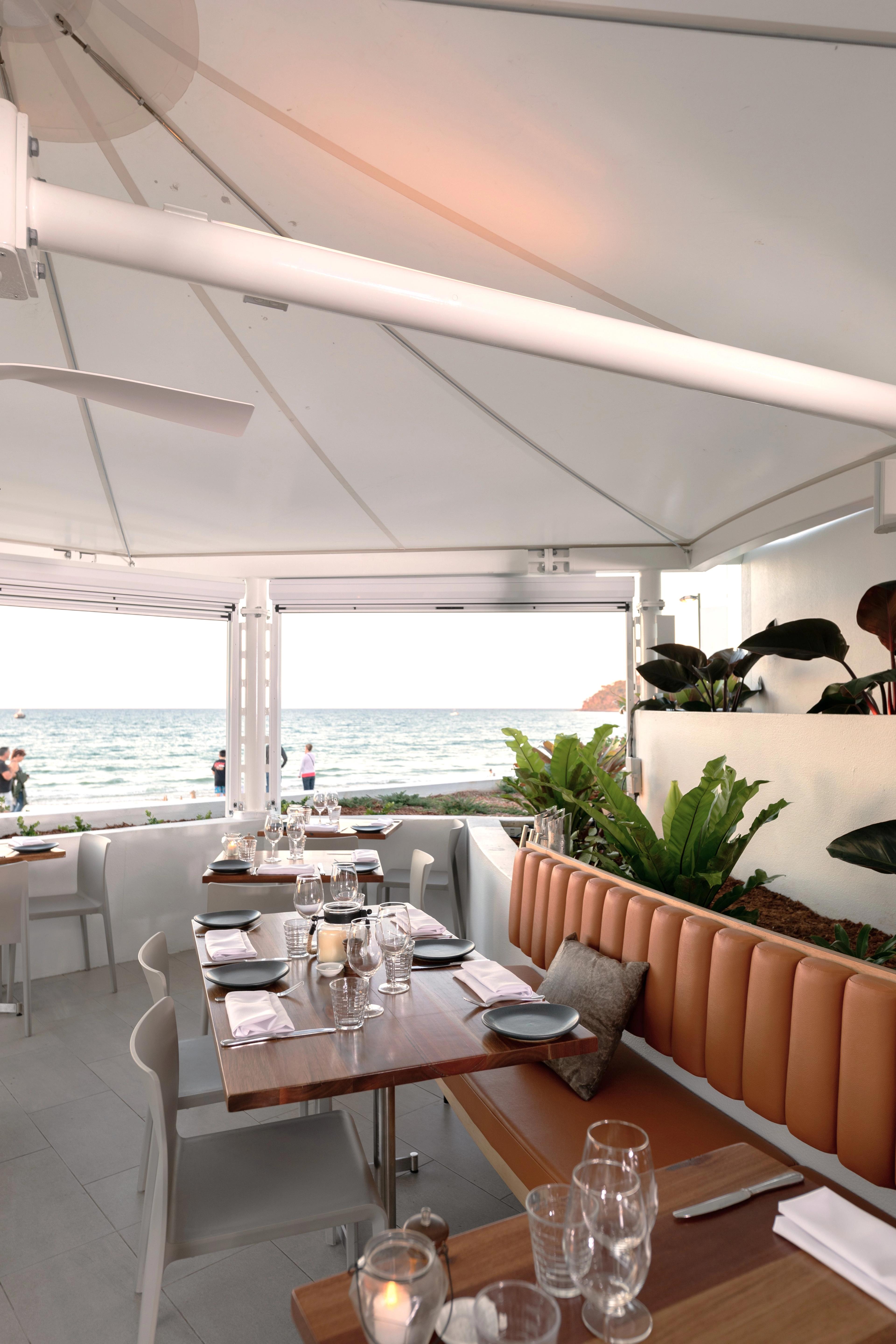The ultimate beachfront Noosa dining experience is known for just that ...