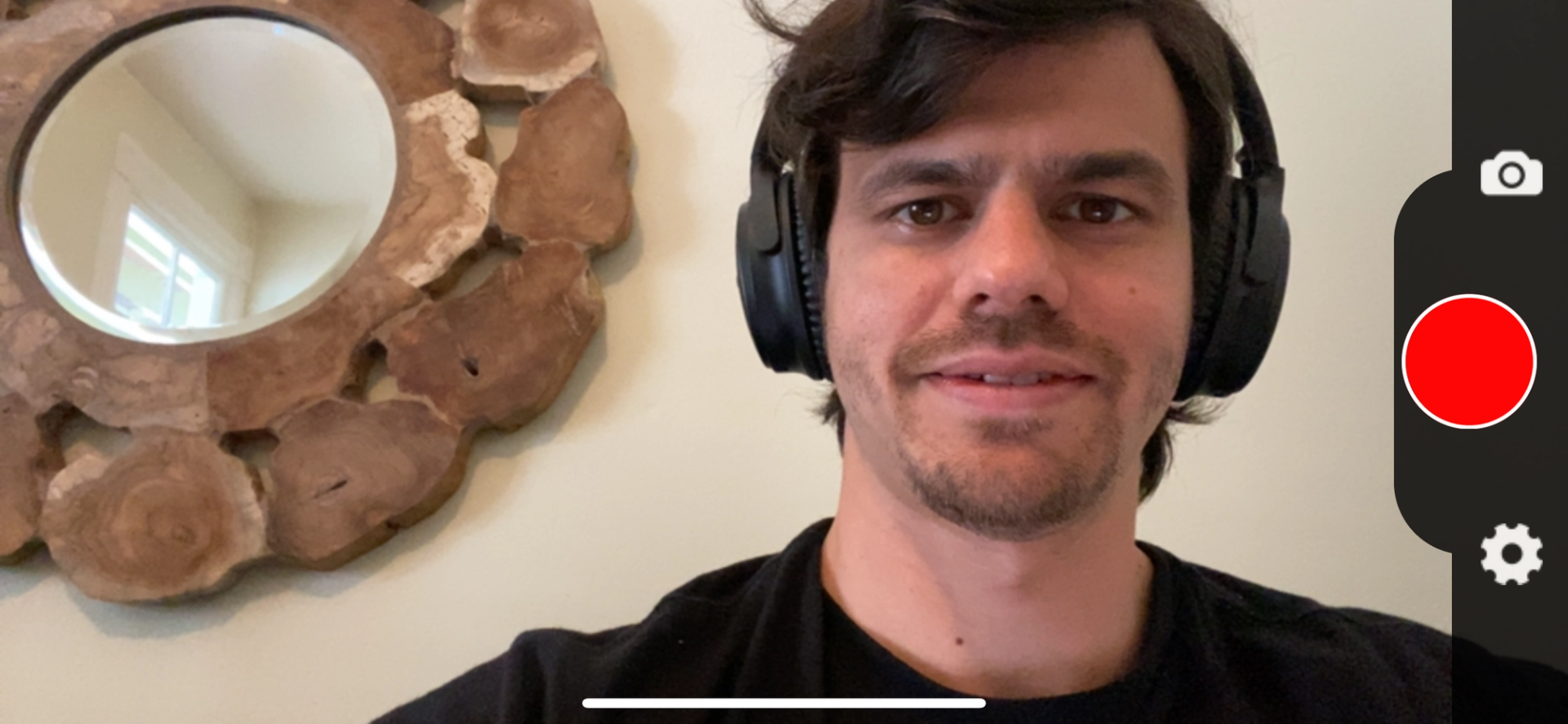 Guide to RTMP broadcast live streaming apps for iOS | Mux