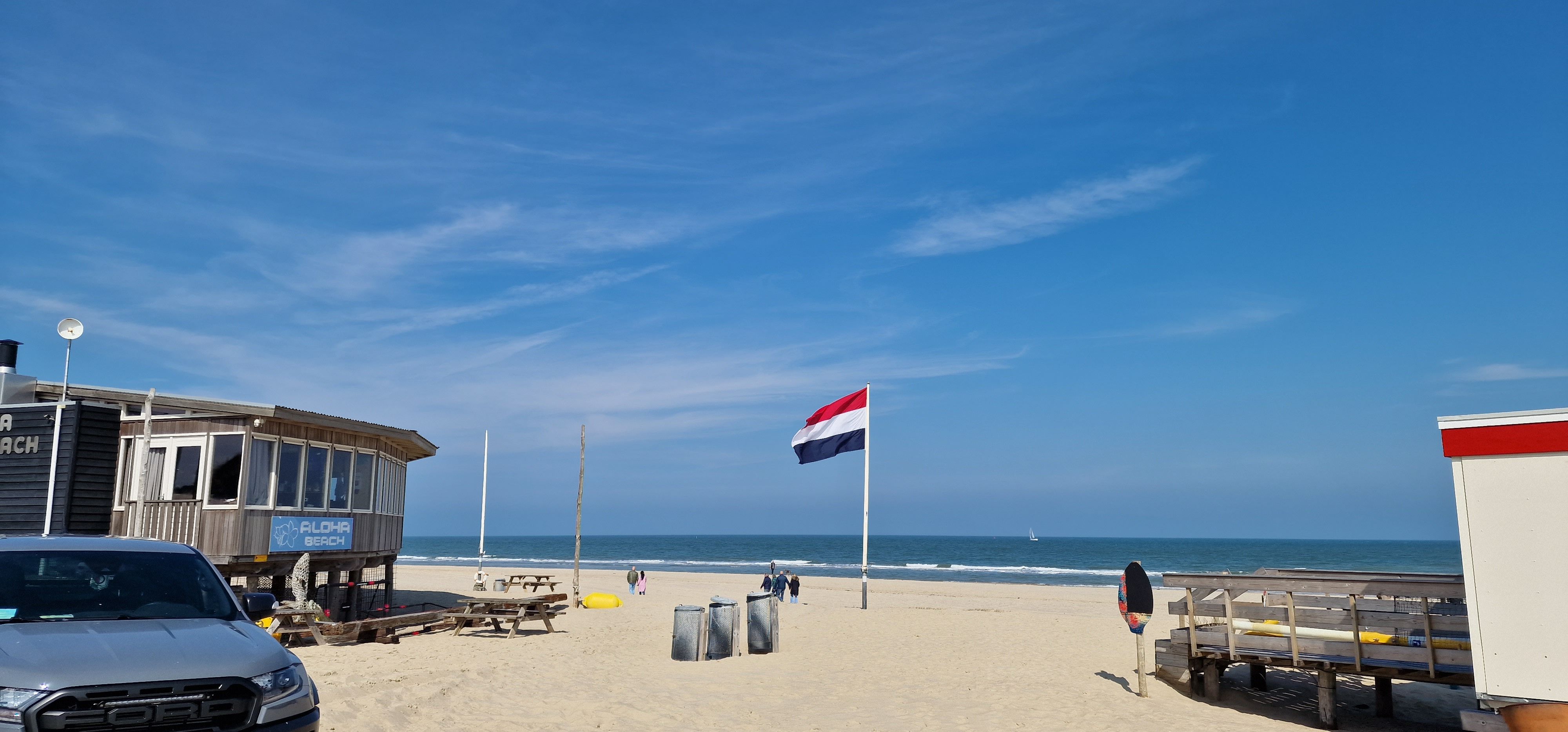 Aloha Beach - Deze strandtent is de kers op de taart na een prachtige ...
