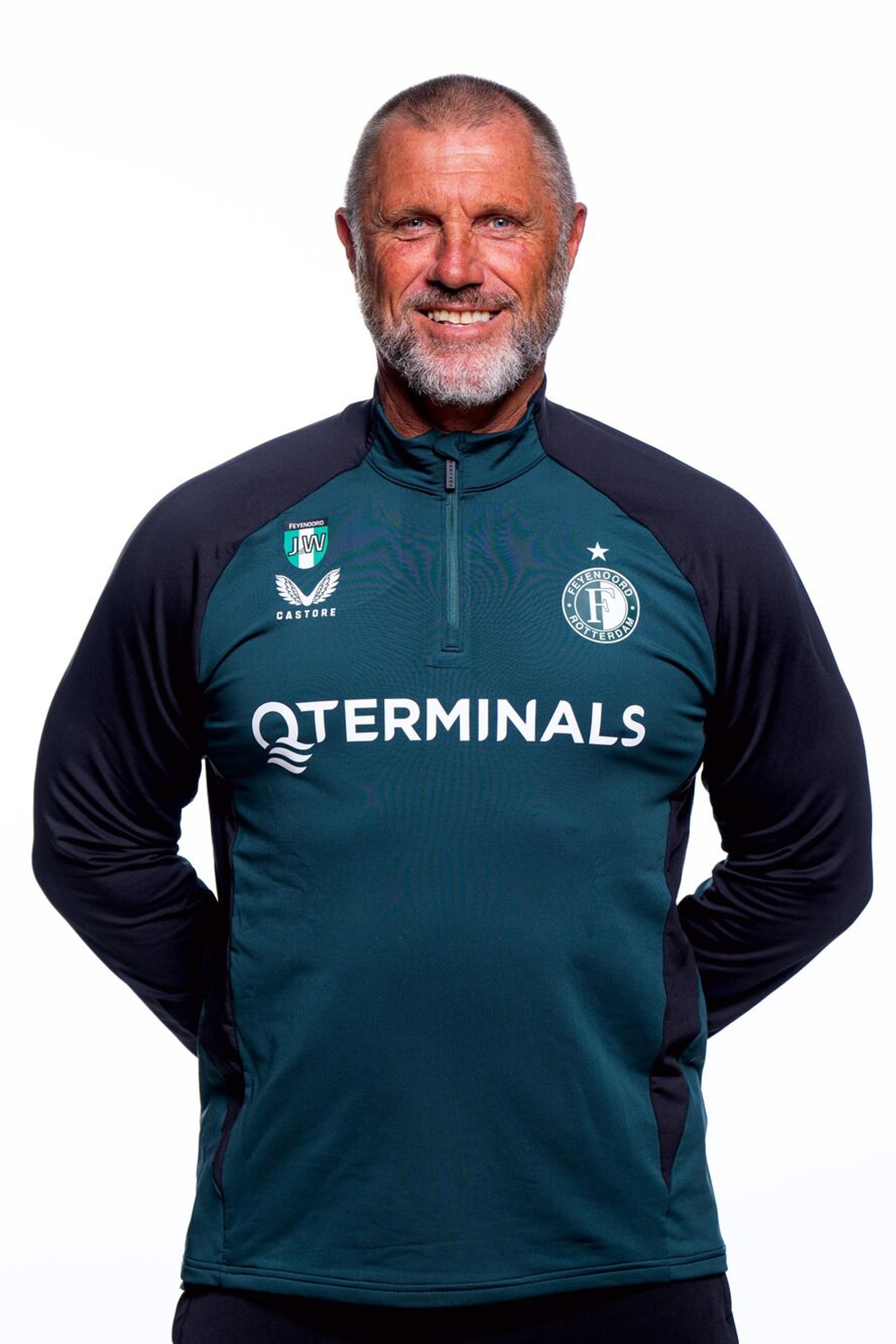 The technicall staff of Feyenoord 1