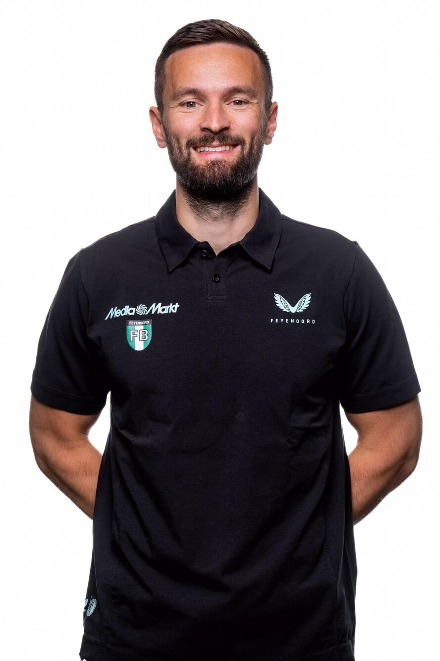 The technicall staff of Feyenoord 1