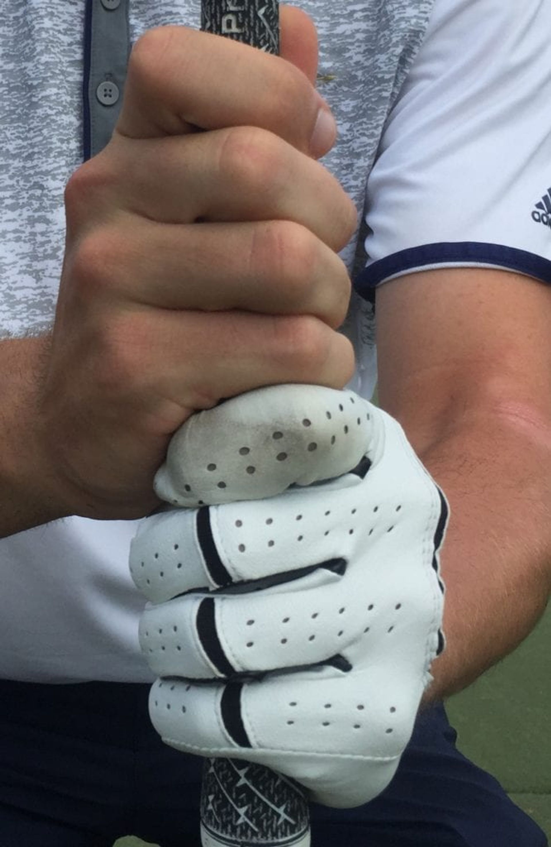 The Perfect Golf Grip: An Easy, 5-Step Guide (with pictures)