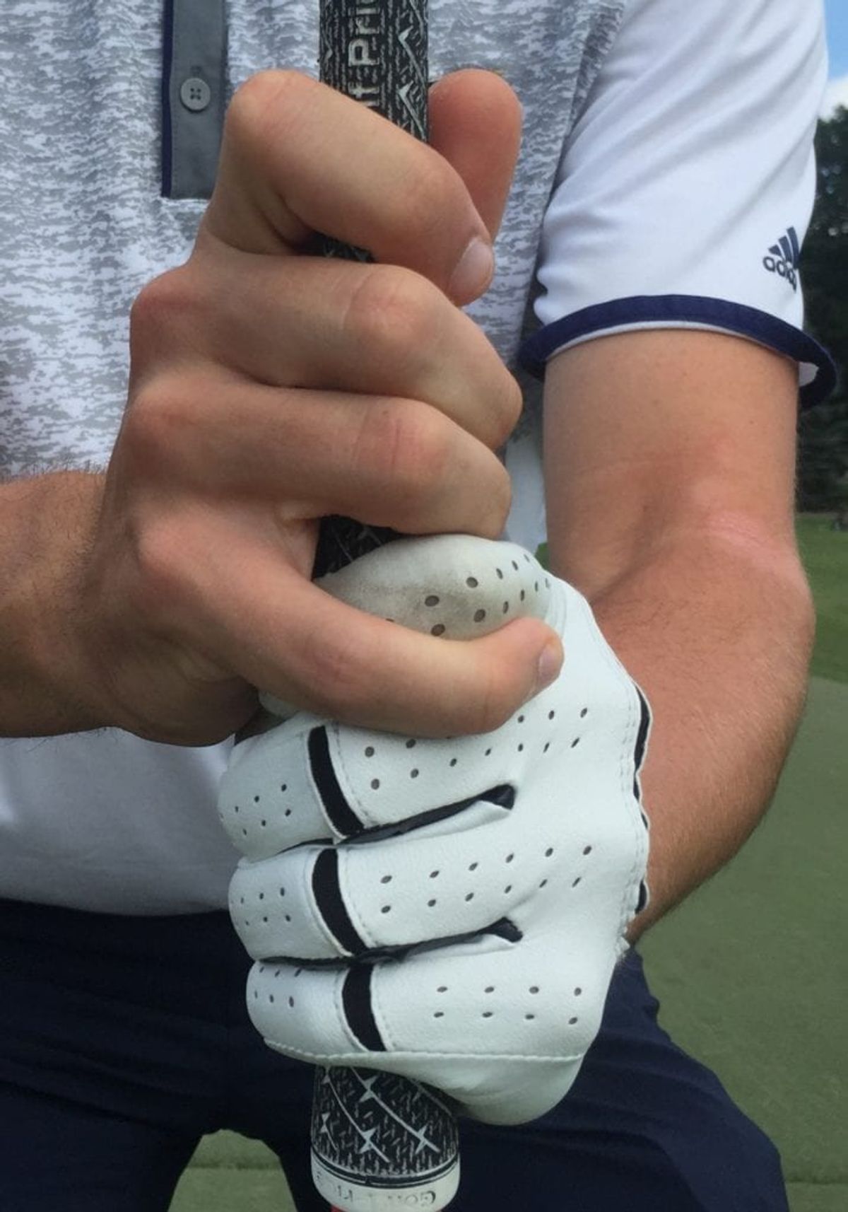 The Perfect Golf Grip: An Easy, 5-Step Guide (with pictures)
