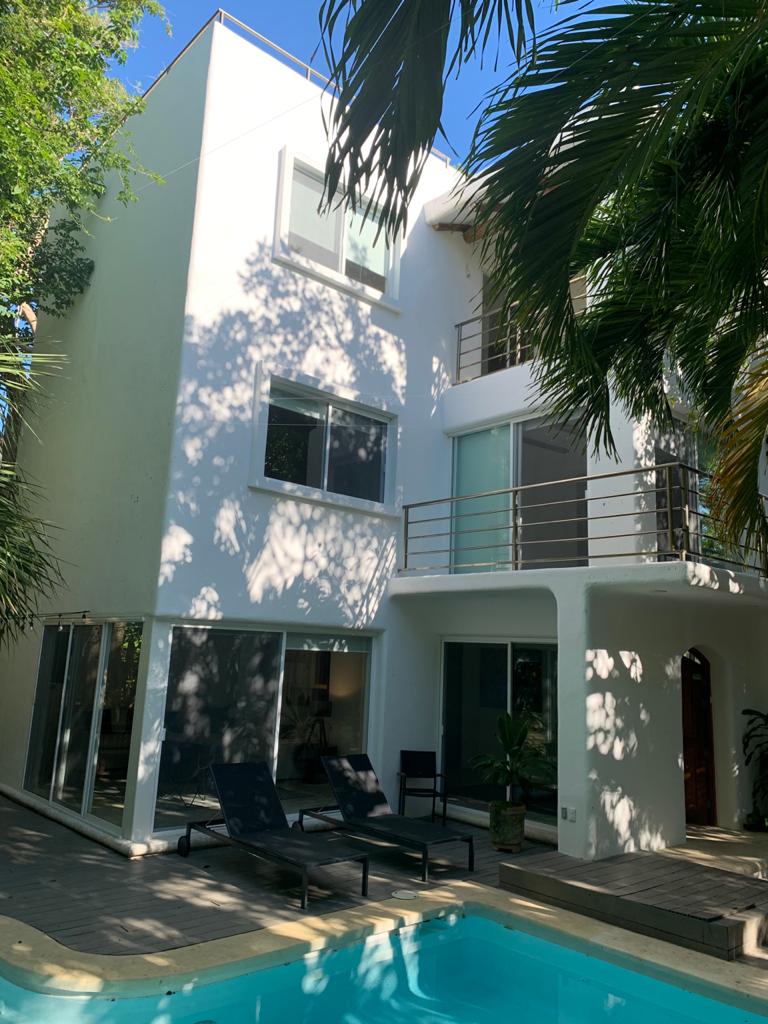 Playacar Phase 1 Beach Villa Sale | Playacar Homes.