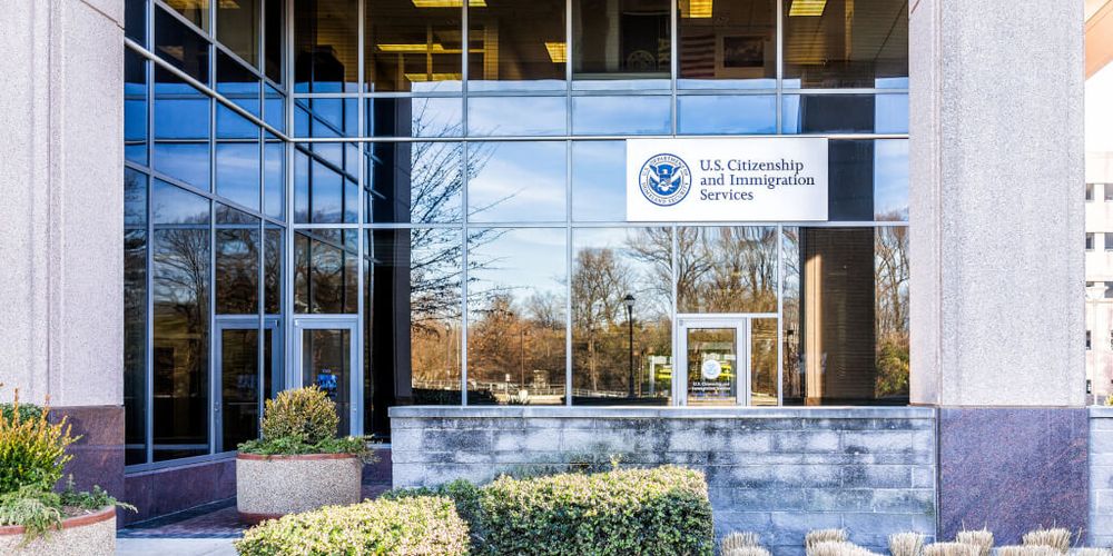 USCIS 2023 онд 10 сая хэргийг хянан шийдвэрлэсэн: АНУ-ын цагаачлалын статистик | Anu.mn