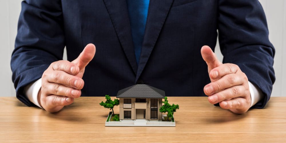 Даатгалын компаниуд, байгалийн гамшигт тохиолдлууд хэт олширсон учираас Флоридад ажиллахаас ...