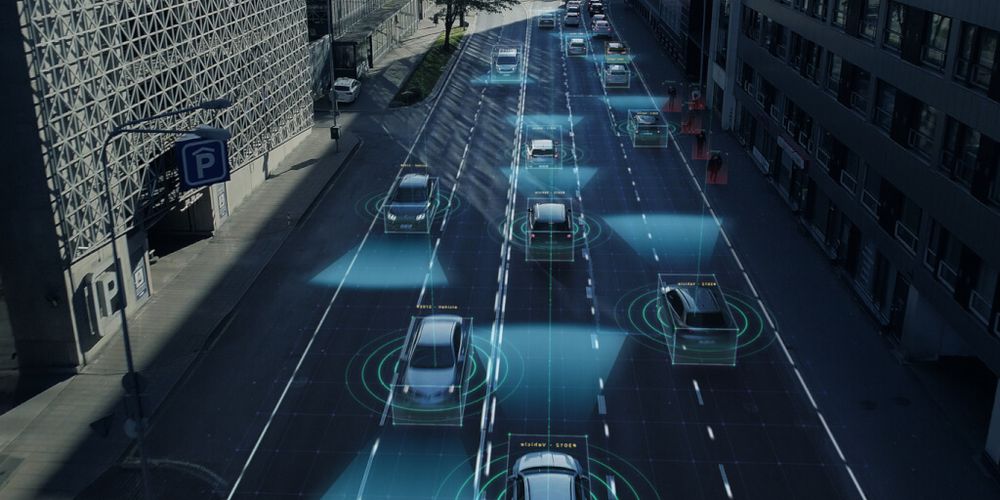 Жолоочгүй таксиг Калифорнид баталлаа: Эдгээр нь хэрхэн ажилладаг, яагаад хүн болгонд ...