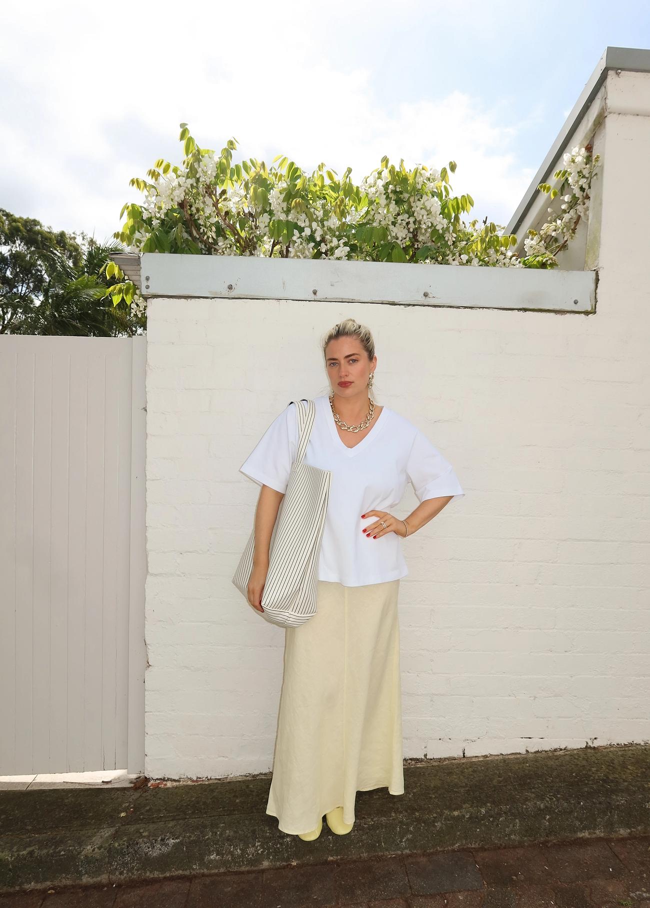 Shop Cotton V-Neck T-Shirt | Commonry
