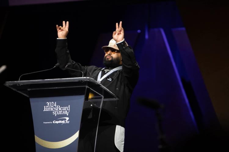 Awards > Restaurant and Chef Awards | James Beard Foundation