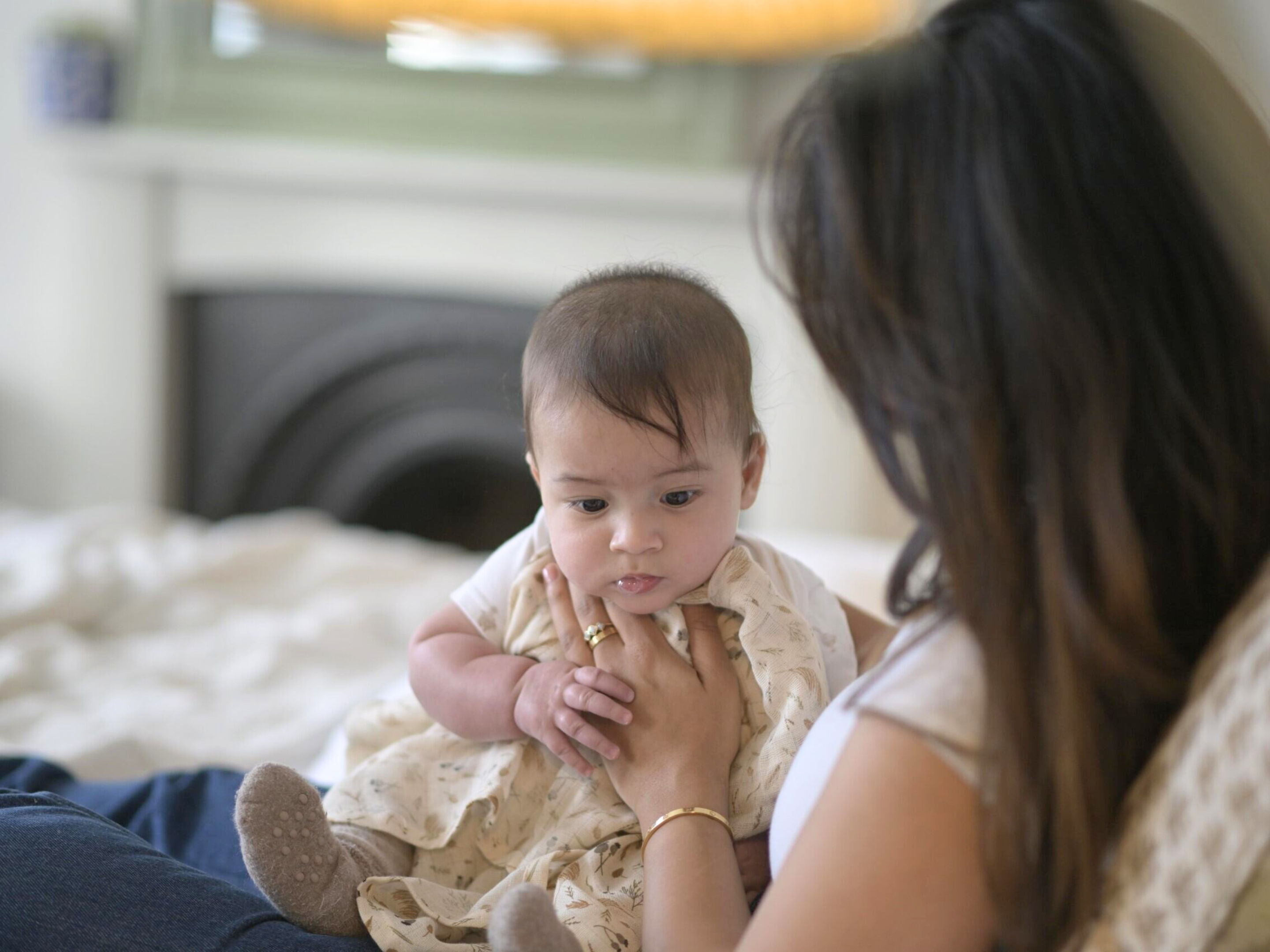 How to wind and burp a baby | HiPP Organic