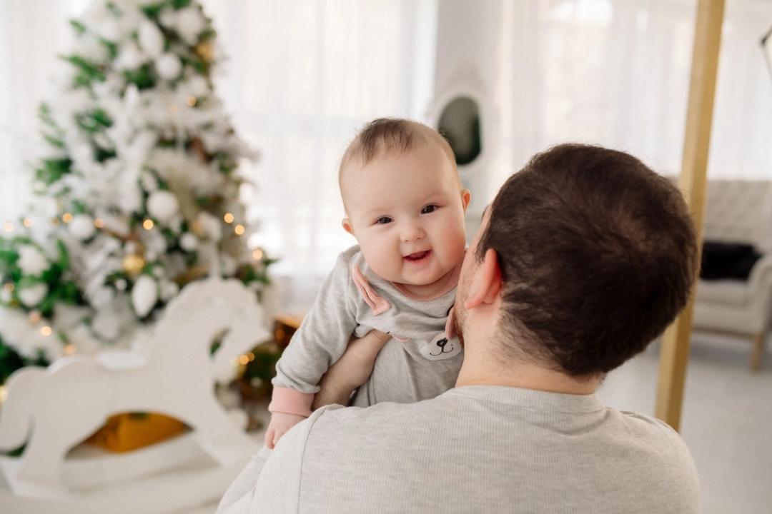 Holiday Activities With a New Baby