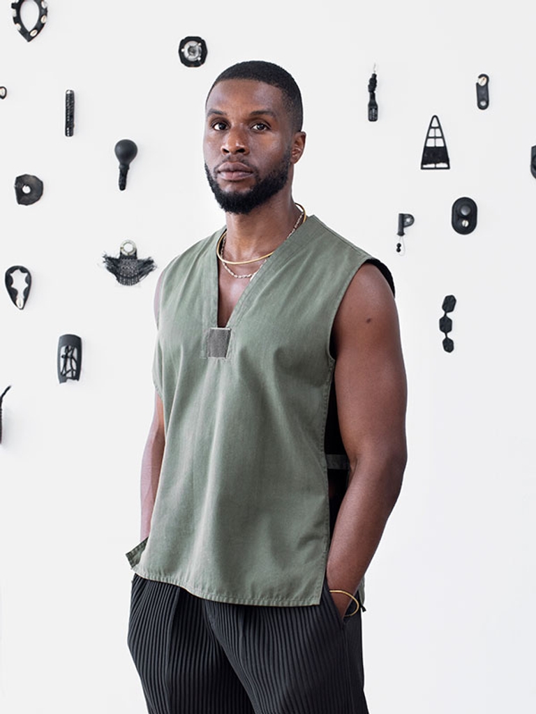 Oluseye awarded the 2023 Breakthrough Artist Award by Toronto Art ...