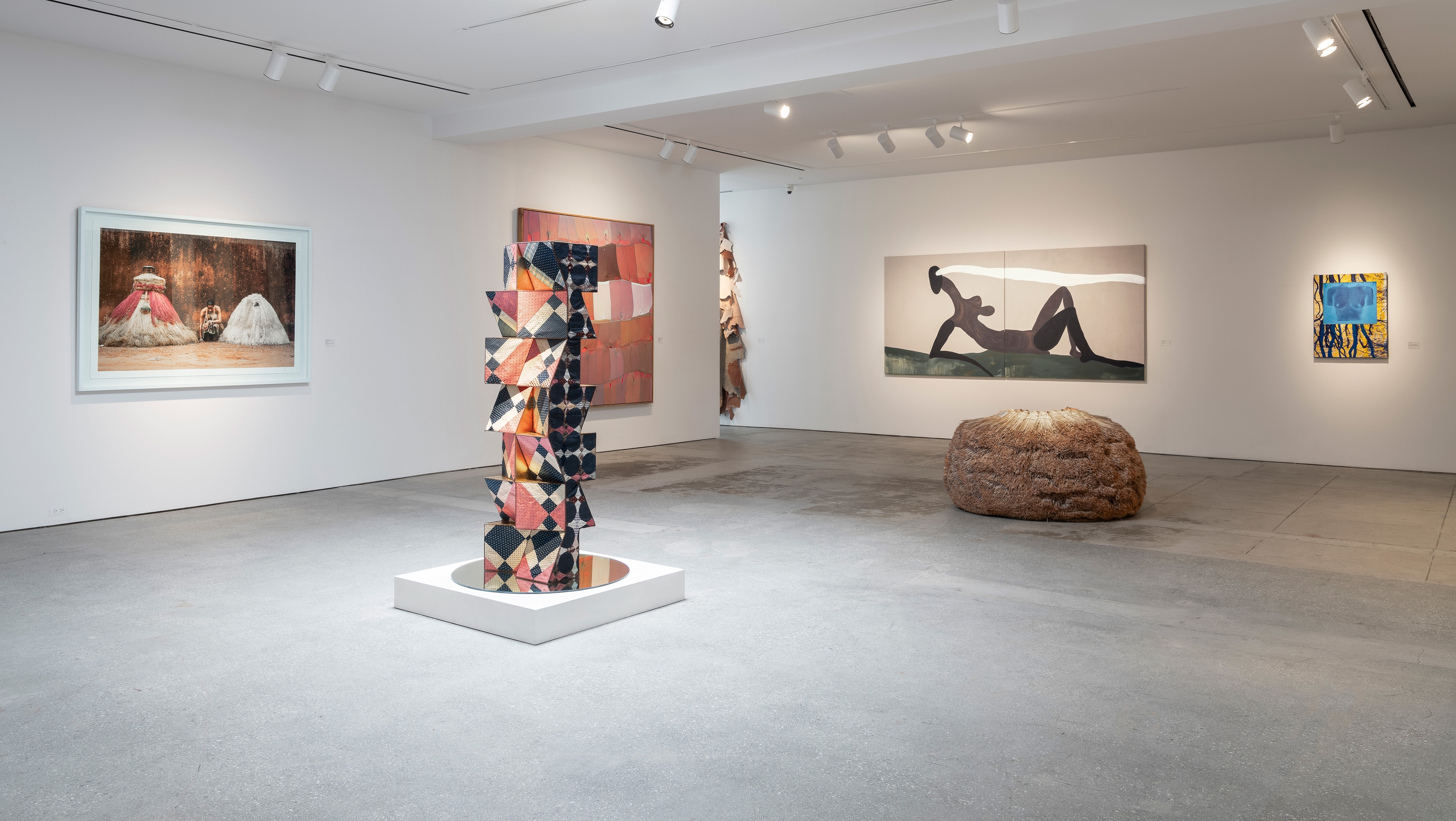 Zanele Muholi exhibitions, photography and sculptures