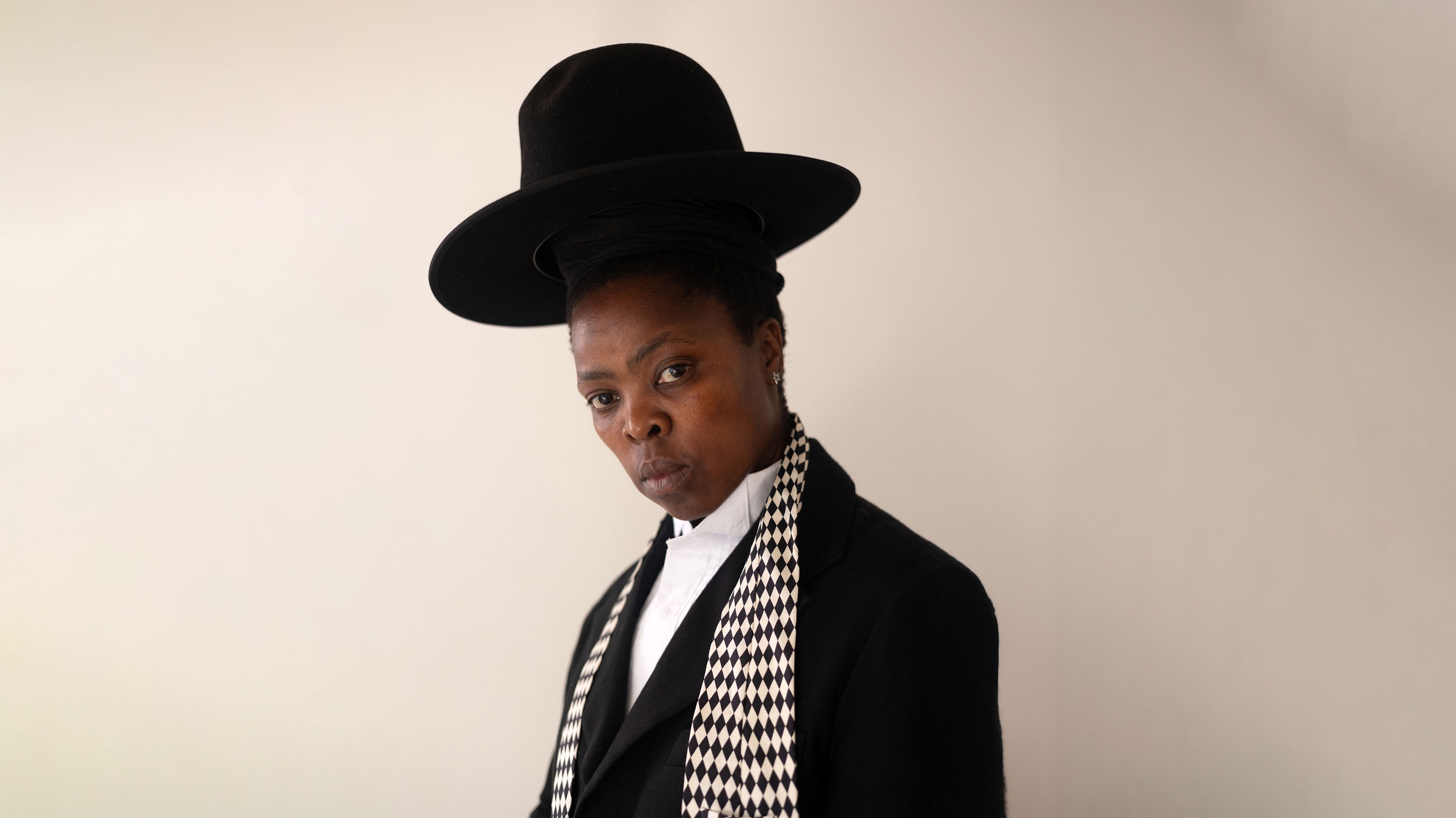 Zanele Muholi exhibitions, photography and sculptures