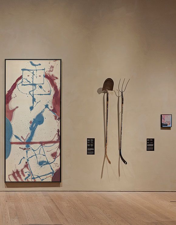 Oluseye in ‘Magdalene Odundo: A Dialogue with Objects’ at Gardiner Museum