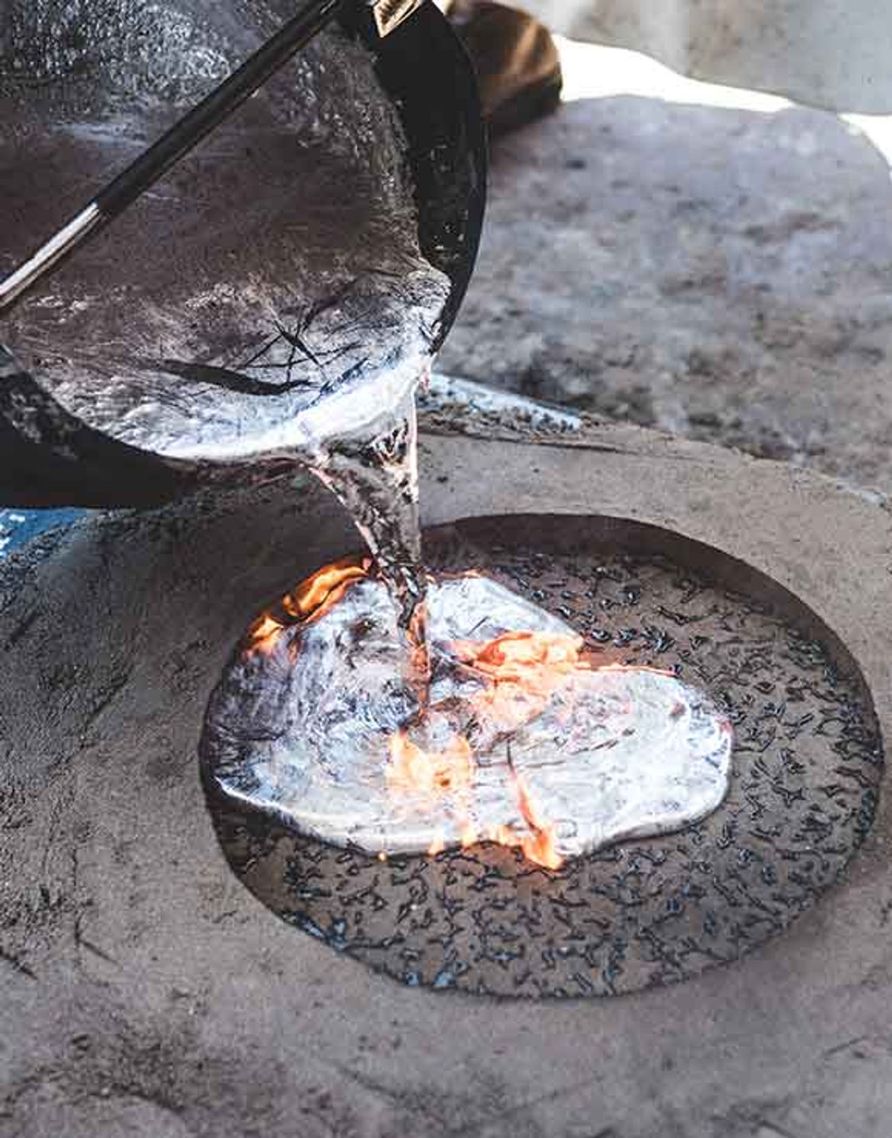 Adventures in open-cast smelting with Jesse Ede