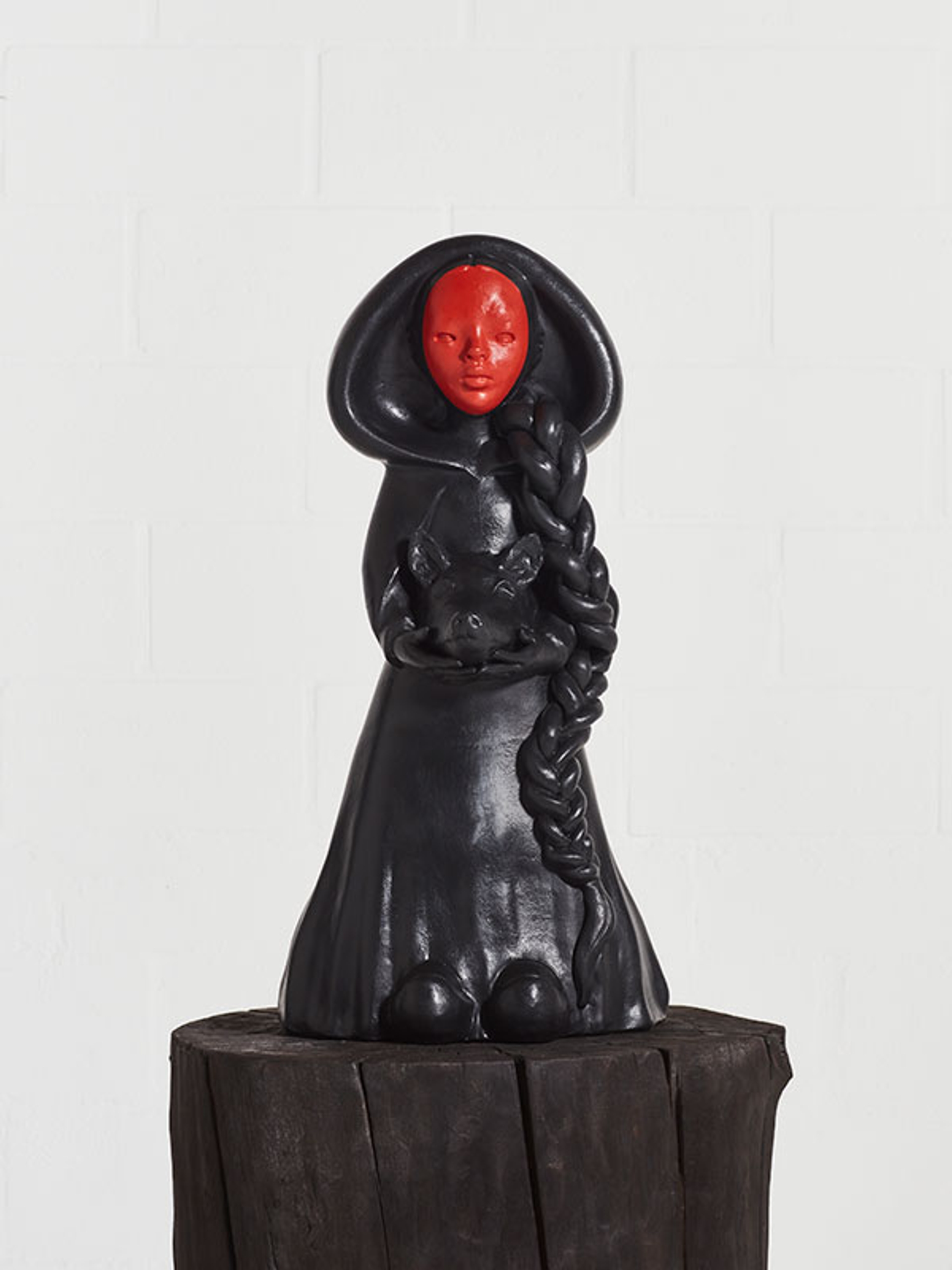 Justine Mahoney - figurative sculptor and artist