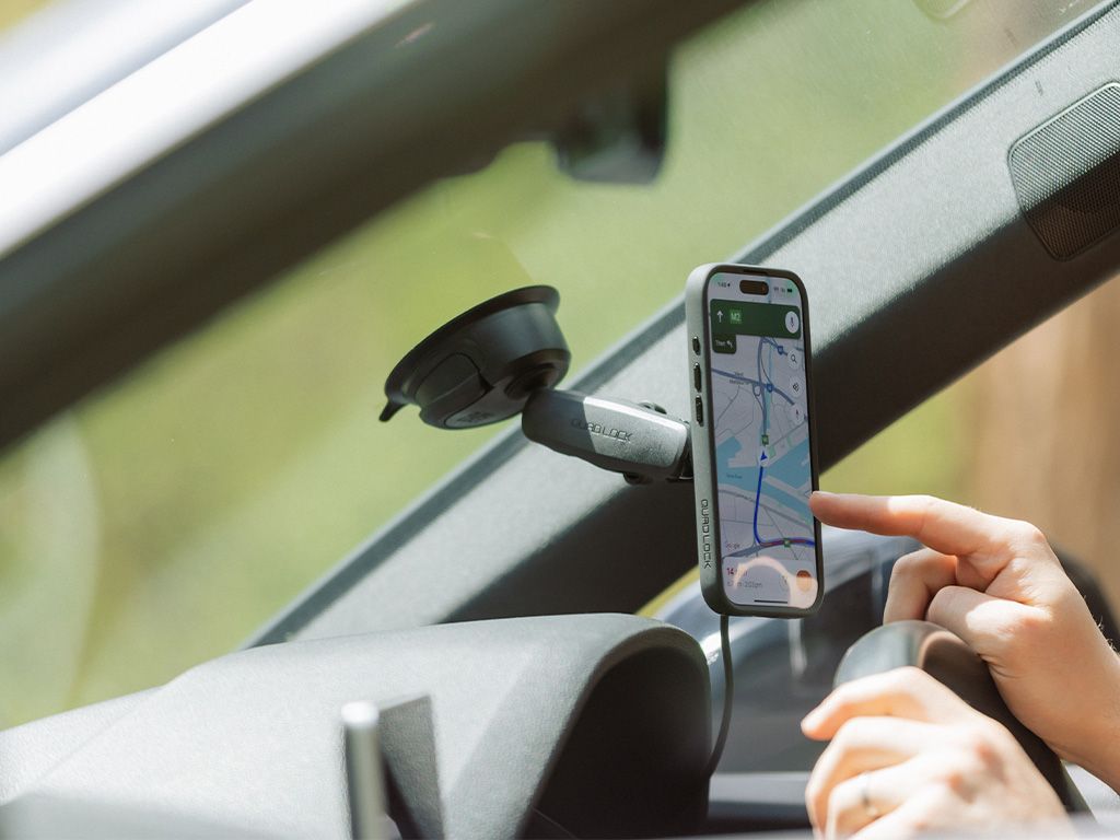 Iphone auto mount store