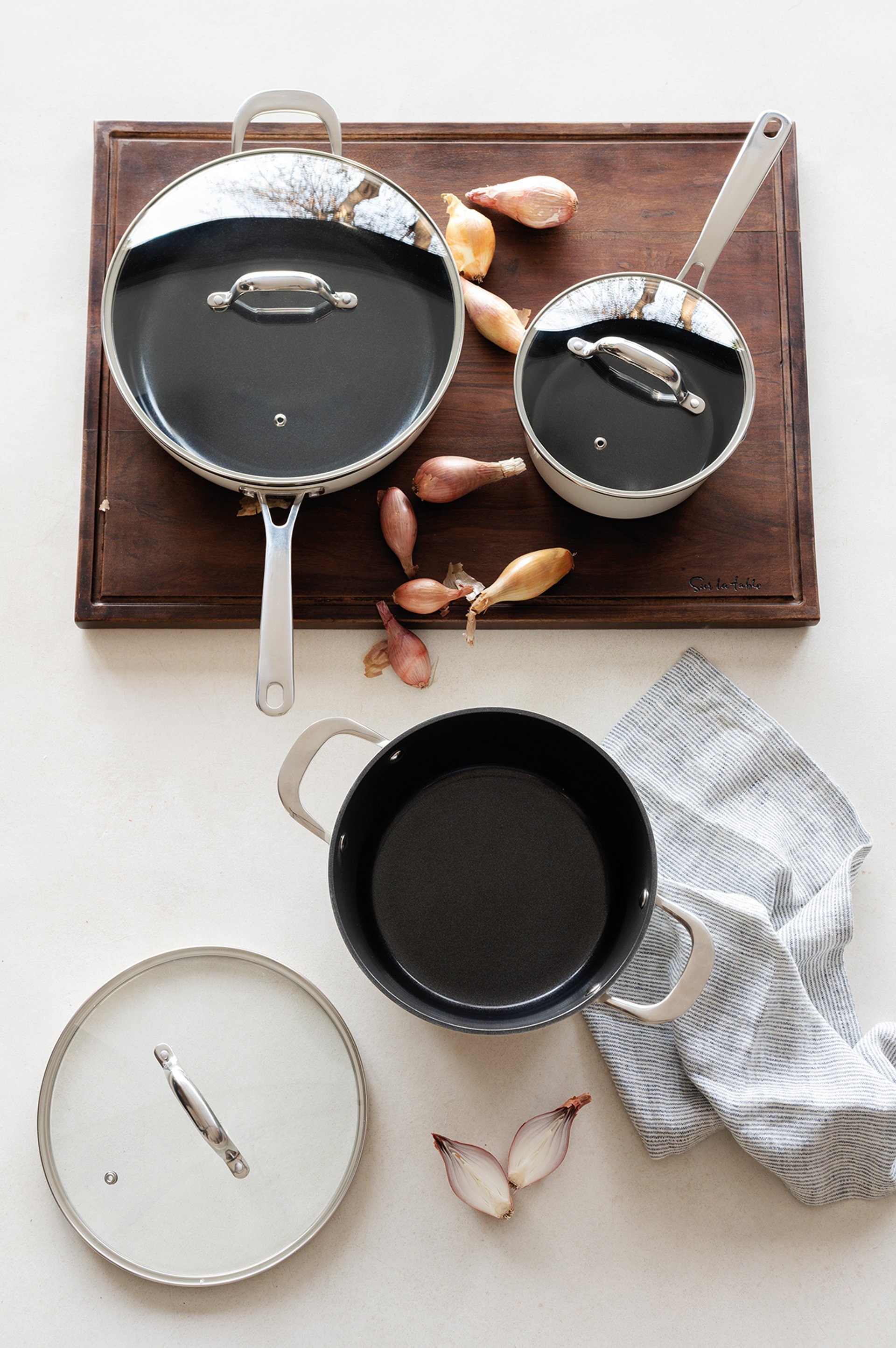 Sur la Table: Luxury Cookware & Dining Essentials | @home | @home