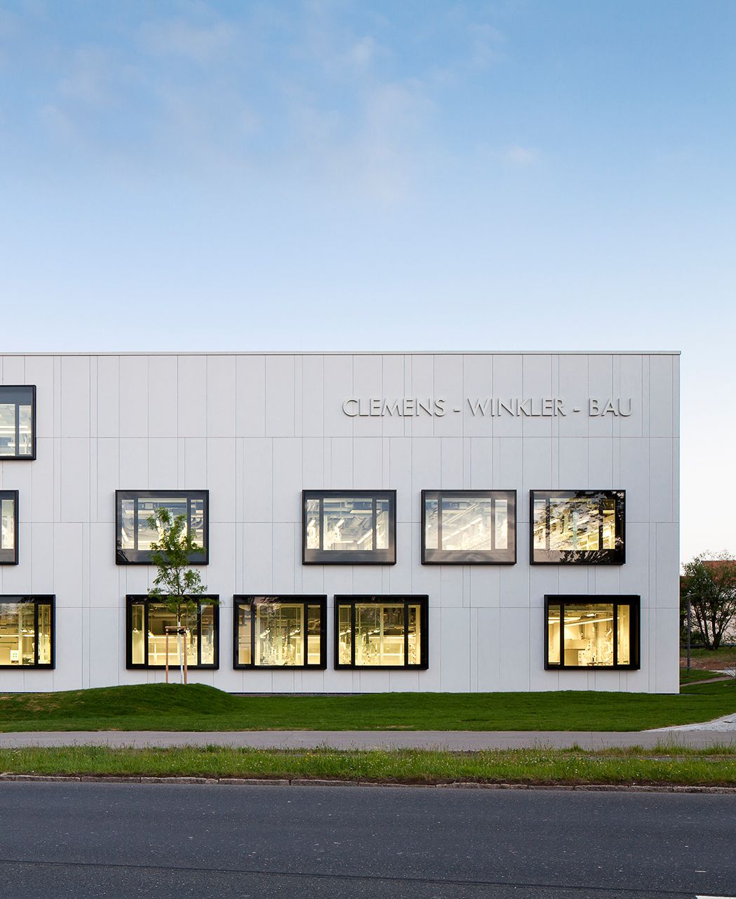Clemens Winkler Building: Educational Architecture | Rieder