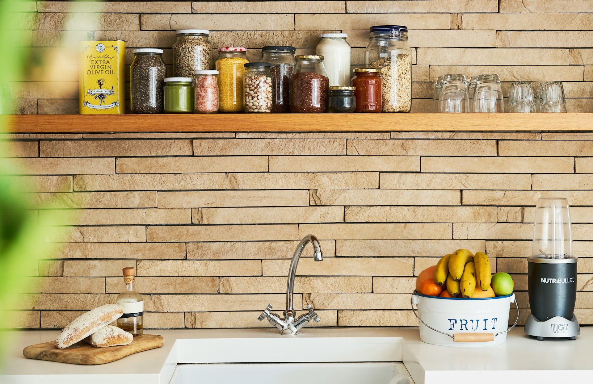 Zo kun je volgens experts alles in je keuken netjes opbergen - Makeover.nl