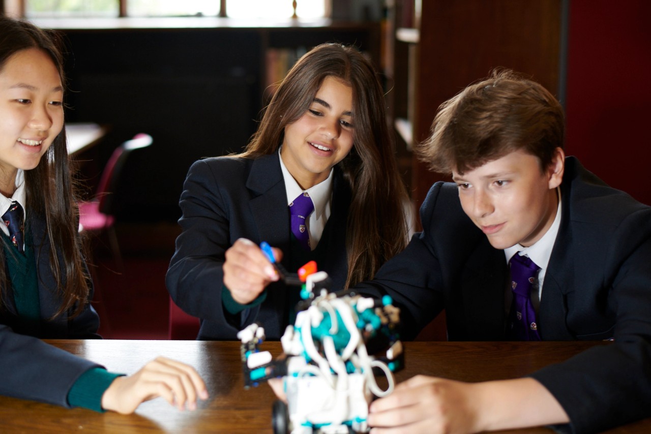 Leading Independent (Private) Day and Boarding School in London | Mill ...