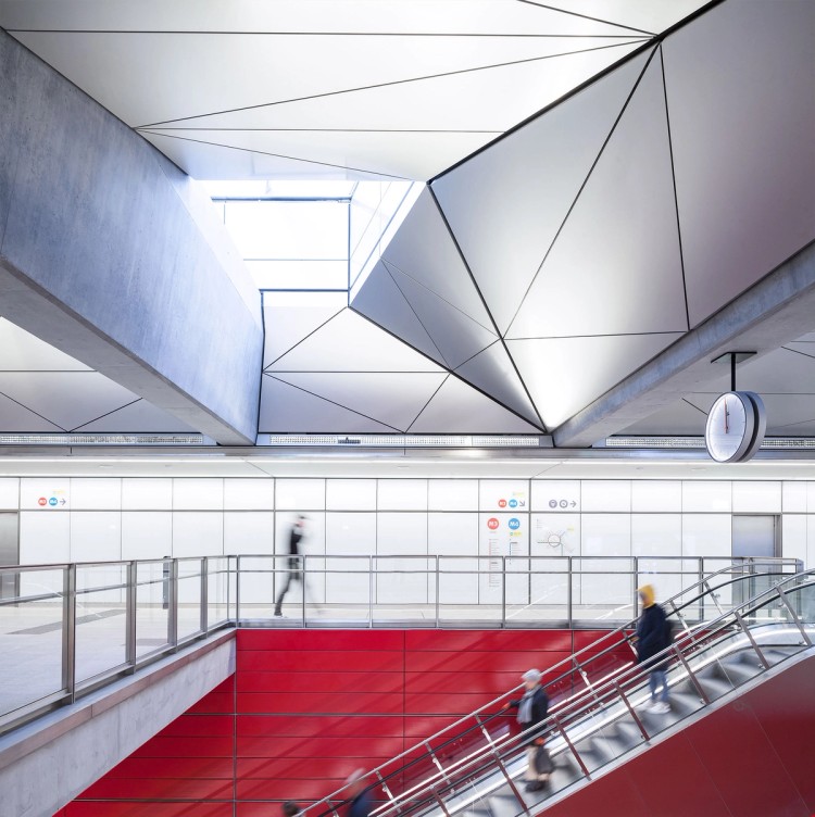 17 metro stations designed for passenger experience and flow