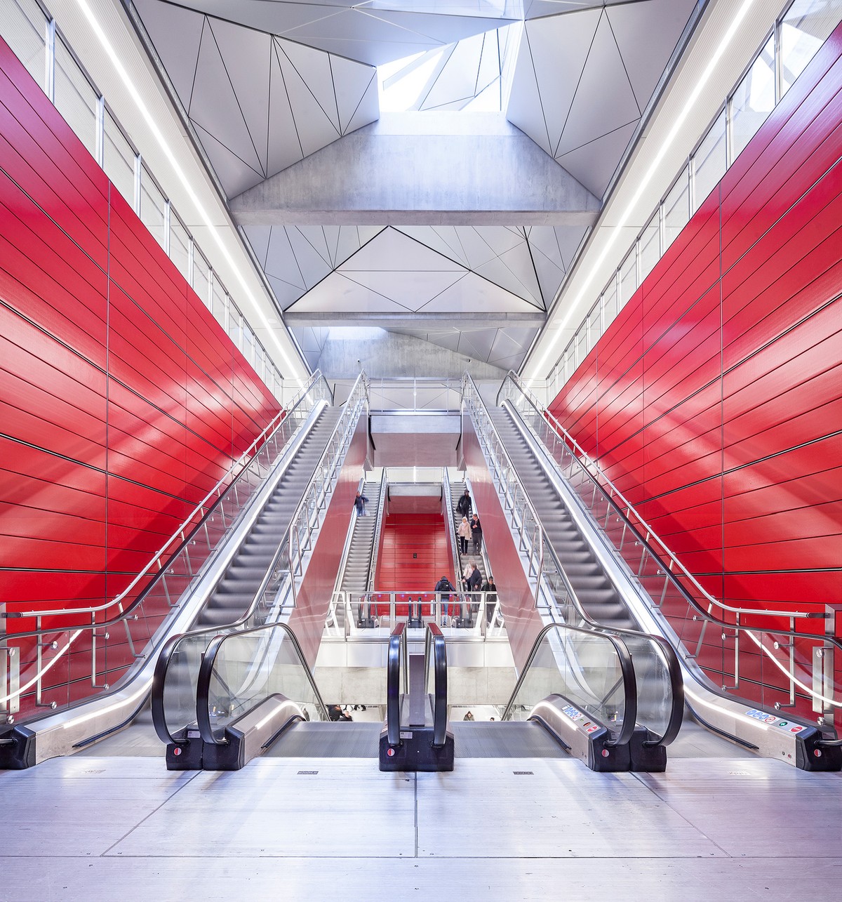 17 metro stations designed for passenger experience and flow
