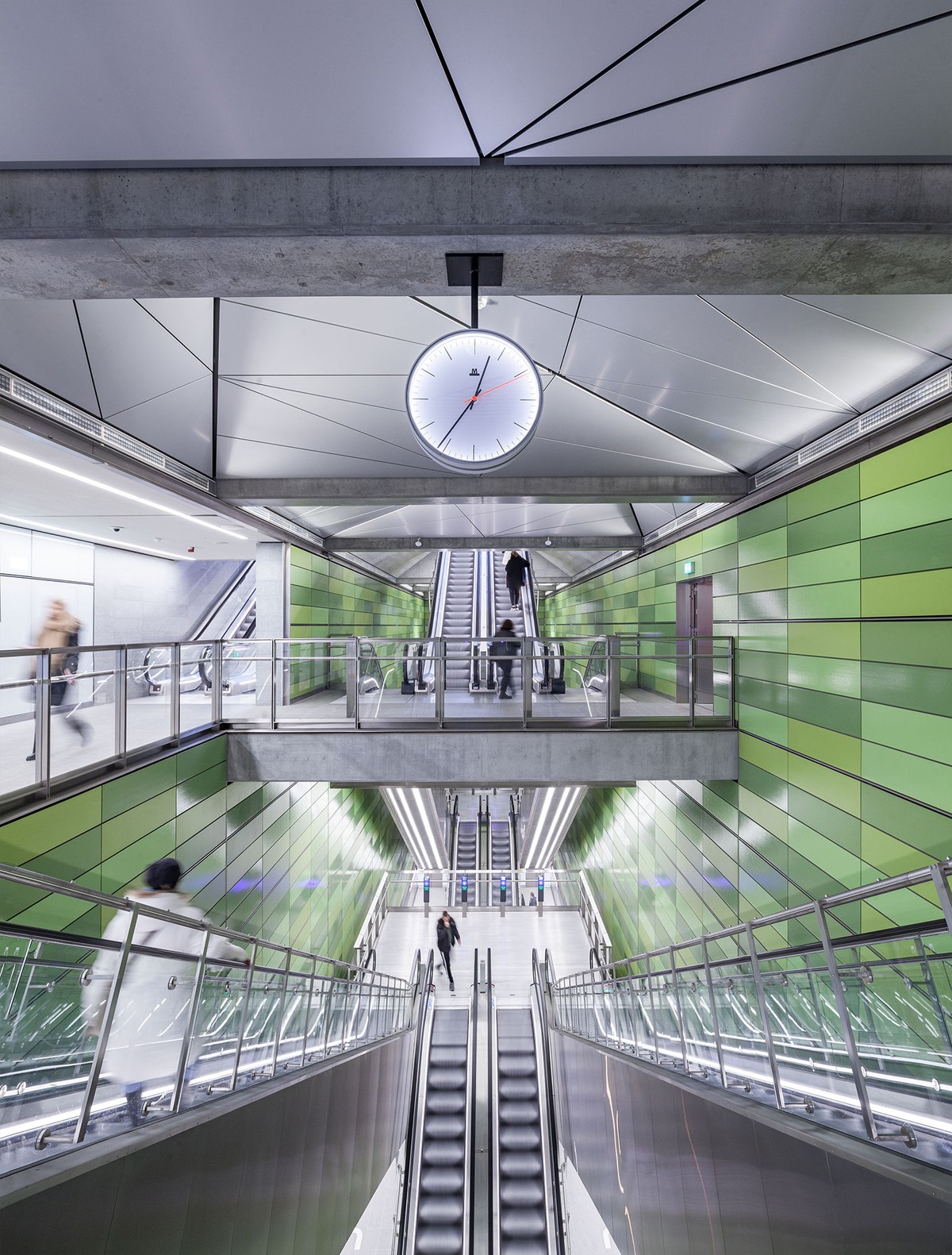 17 metro stations designed for passenger experience and flow