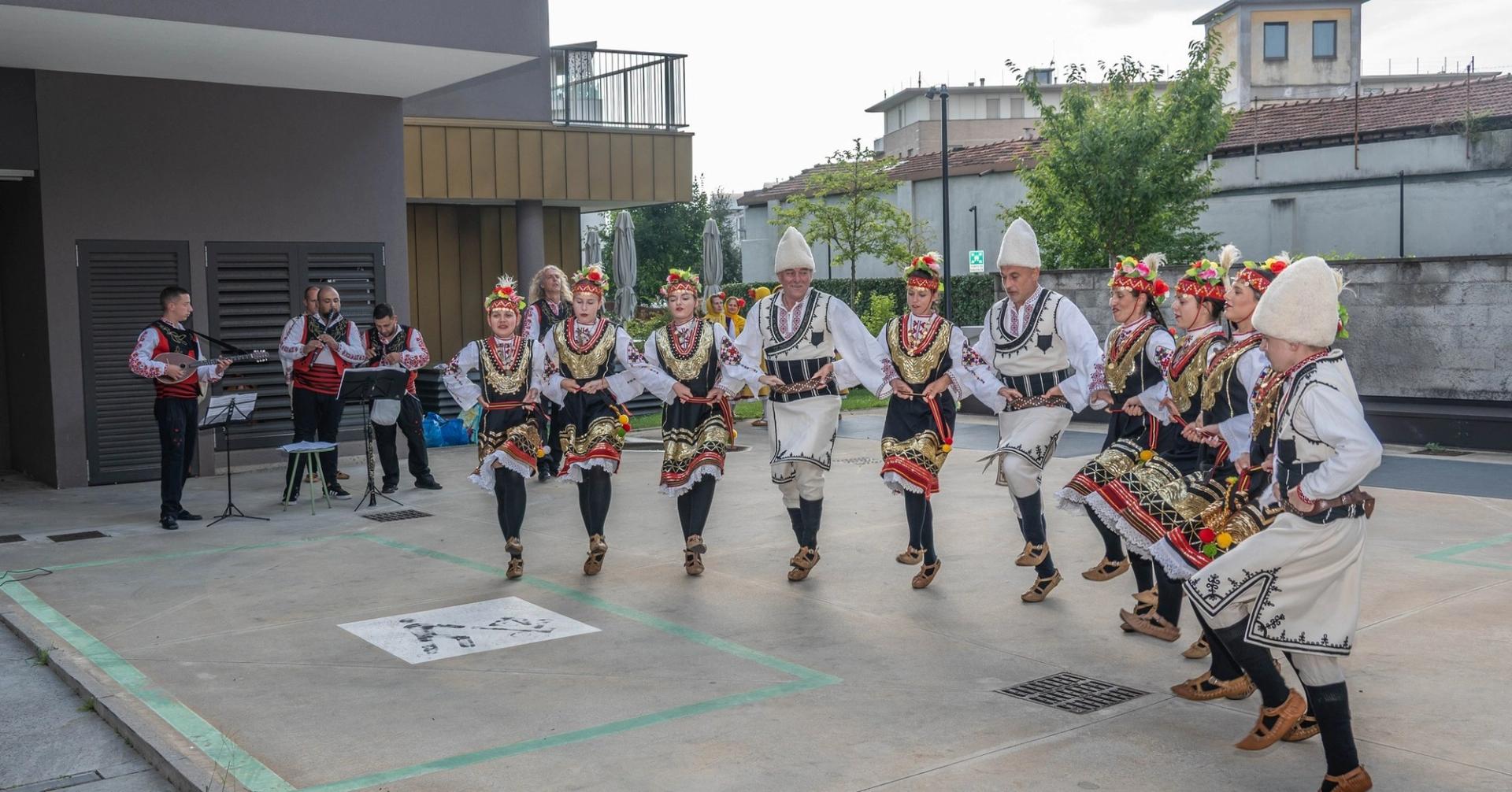 Festival of Folklore and Traditions in Bergamo: Events, Parades, and ...