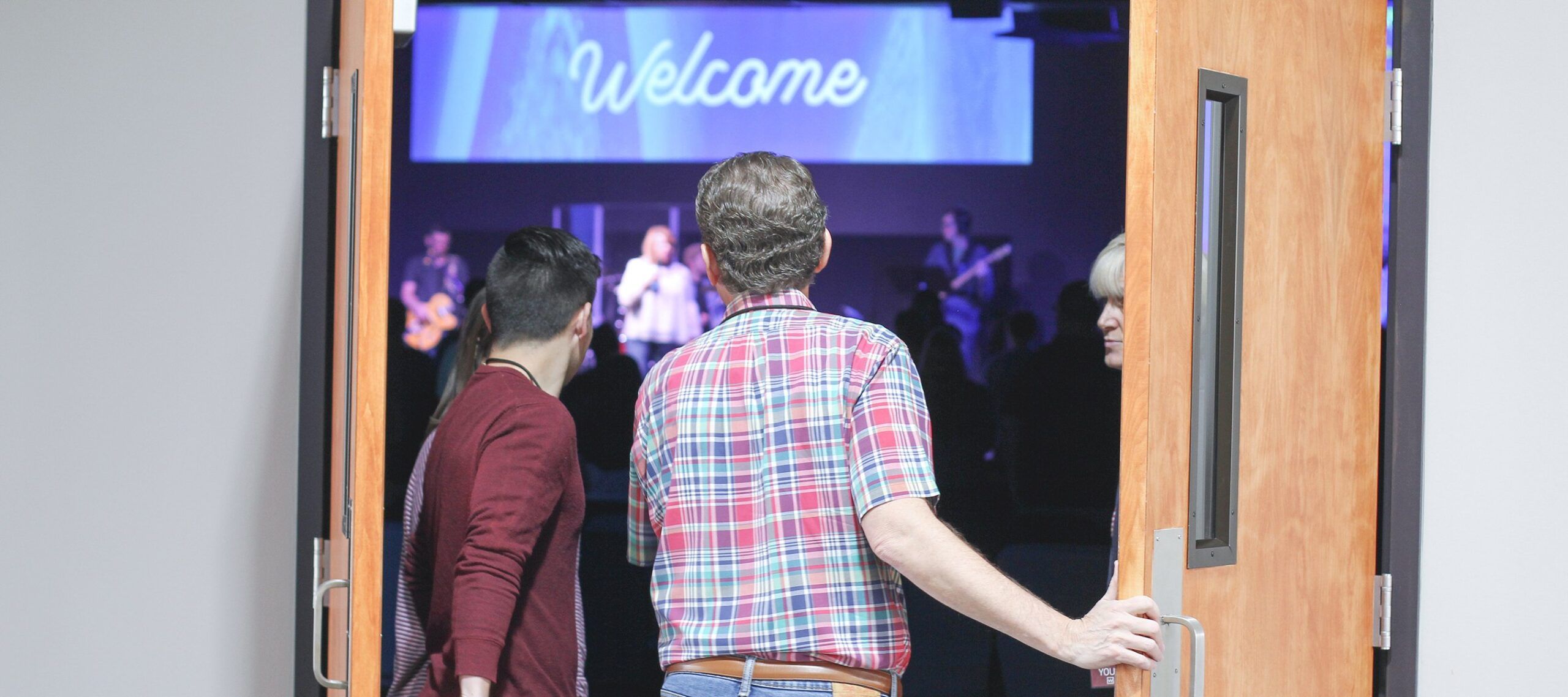 What’s Wrong with Church Hopping? | Core Christianity