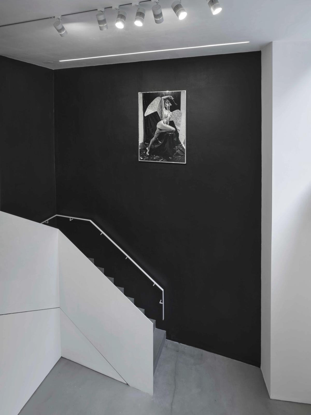 Josh Lilley – ANTI-ICON: APOKALYPSIS