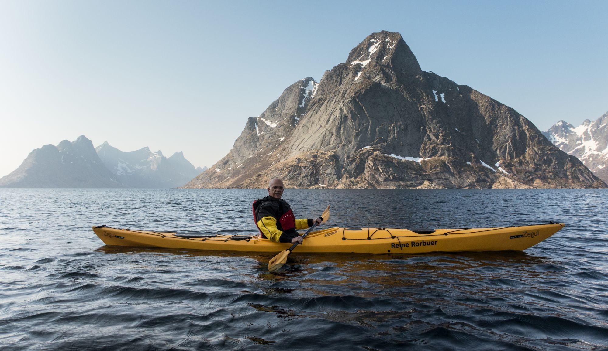 Midnight sun kayak tour in Reine, Lofoten