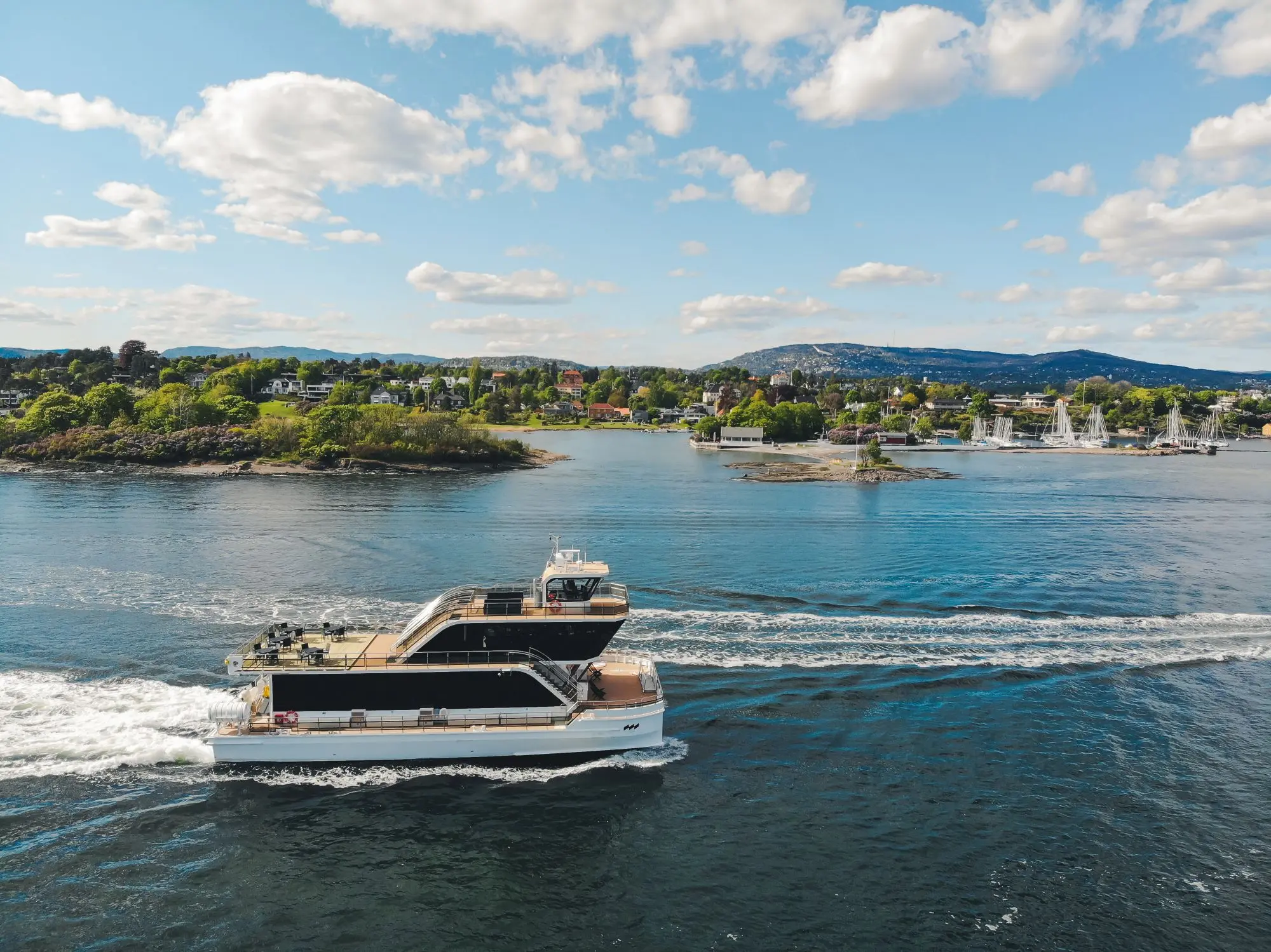 Silent fjord cruise on the Oslofjord
