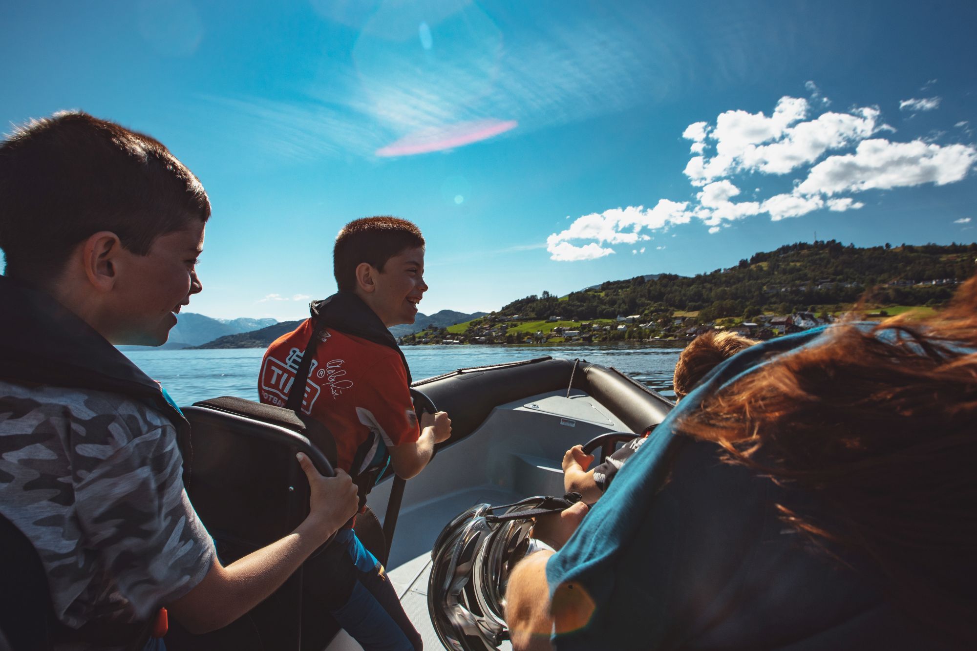 RIB-boat tour in Ulvik - Norway