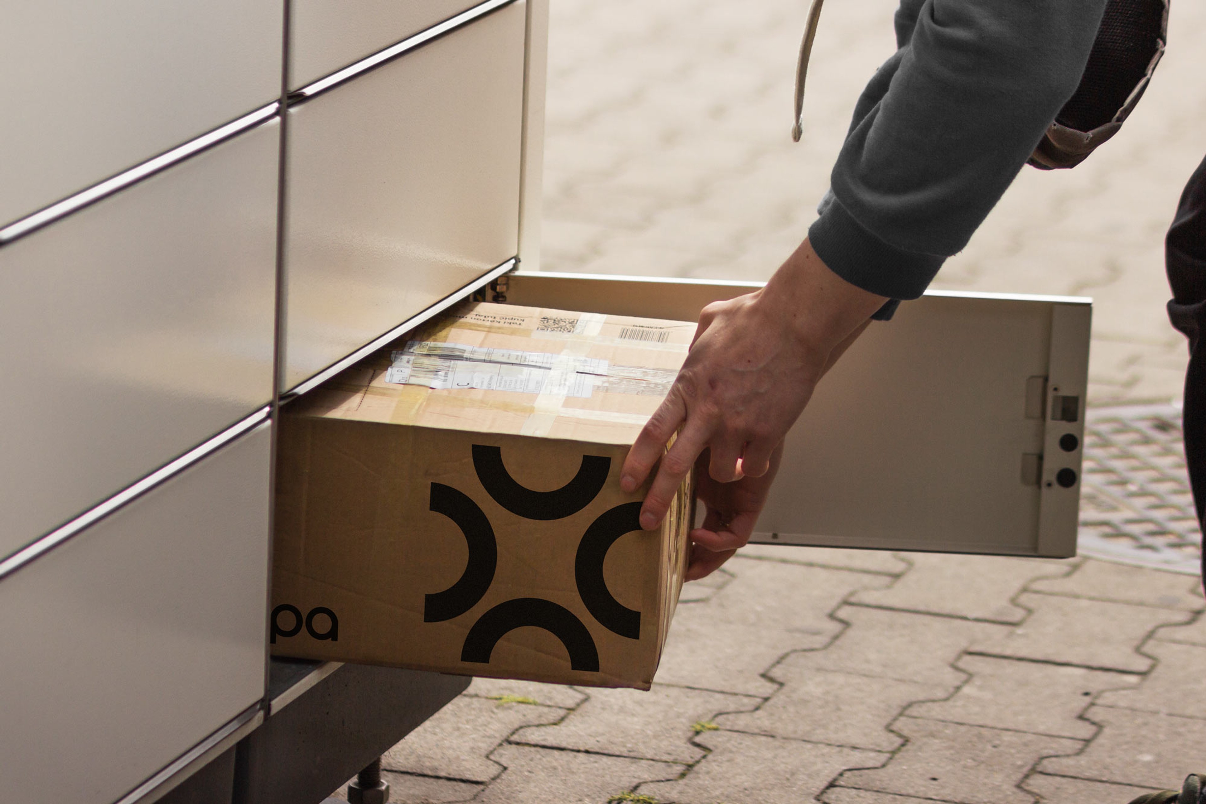 Droppa - Elevating Droppa’s Brand to Revolutionize E-Commerce Returns ...