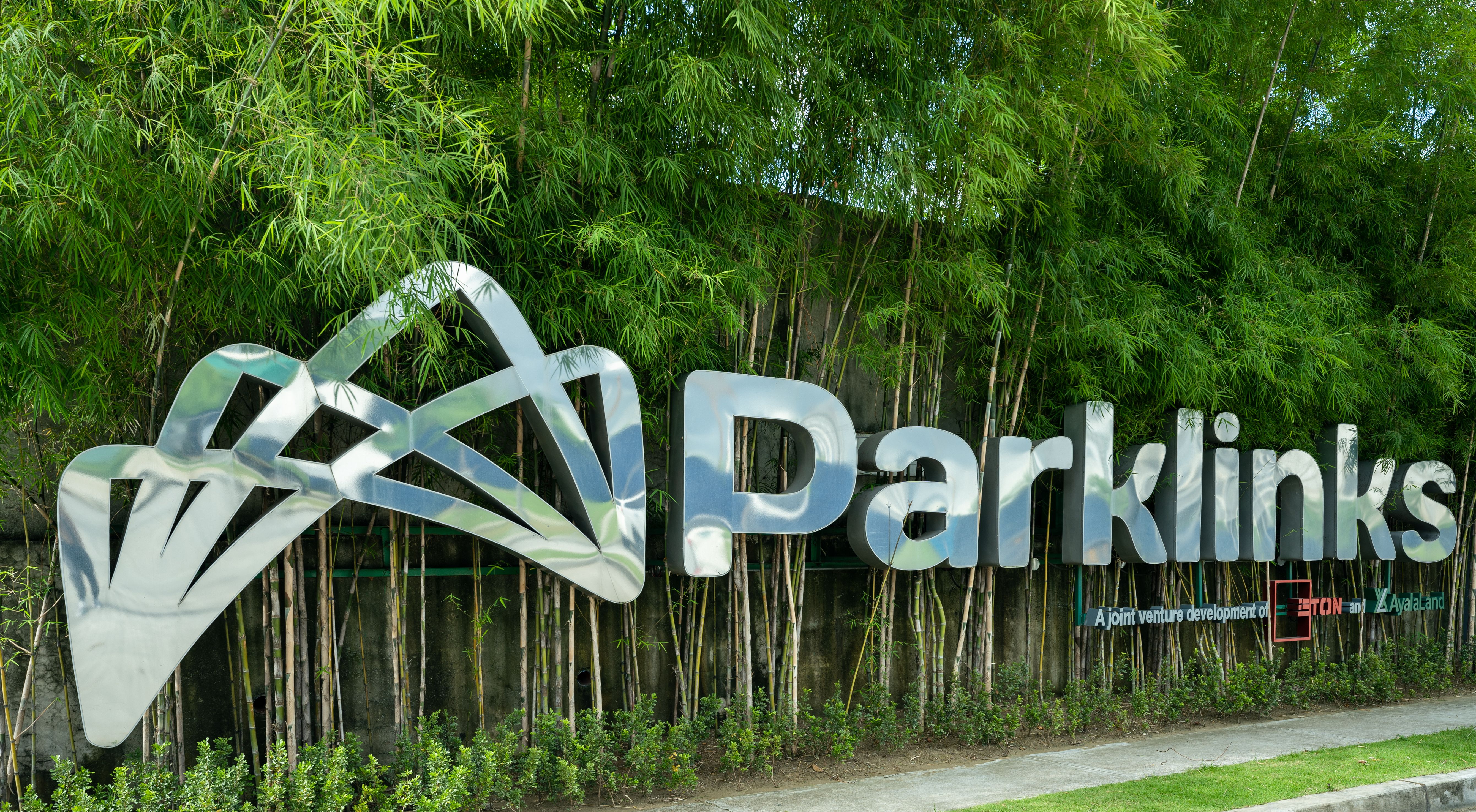 Parklinks Estates From Ayala Land Between Pasig and Quezon City.