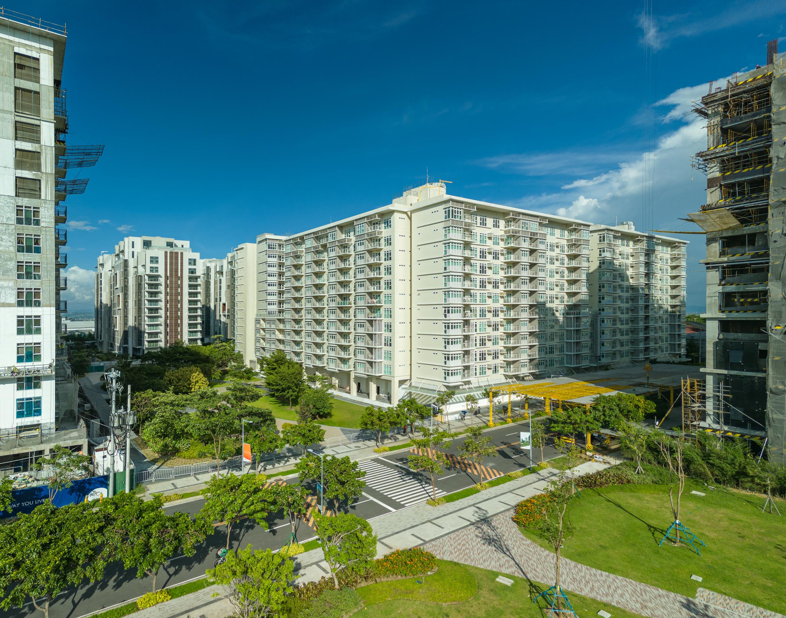 Premium Condominiums in Arca South, Taguig | Ayala Land