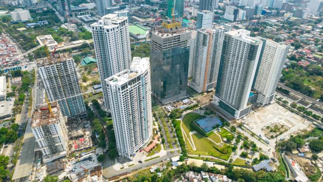 Live the Vibrant City Life at Vertis North | Ayala Land