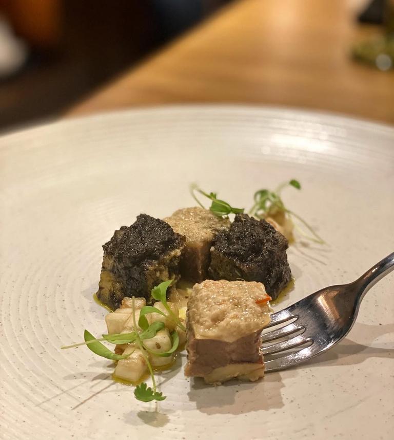 9 BGC Restaurants to Eat at Right Now