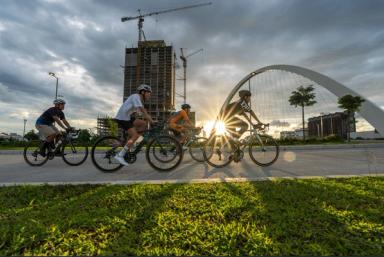 Parklinks Reinvents City Living with Greenest Estate in Metro Manila