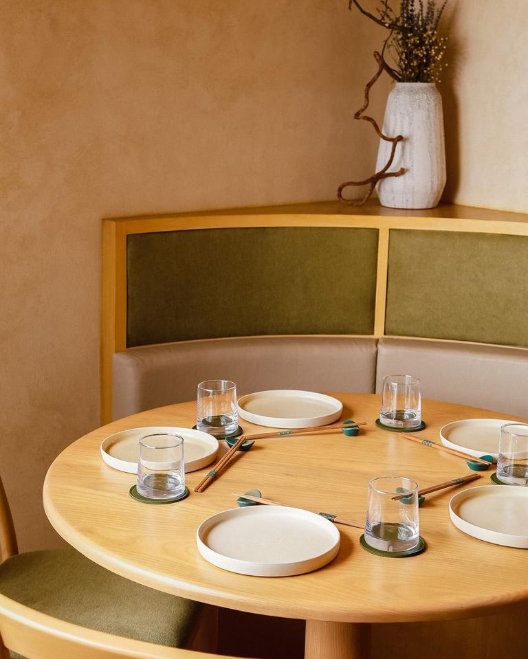 9 BGC Restaurants to Eat at Right Now