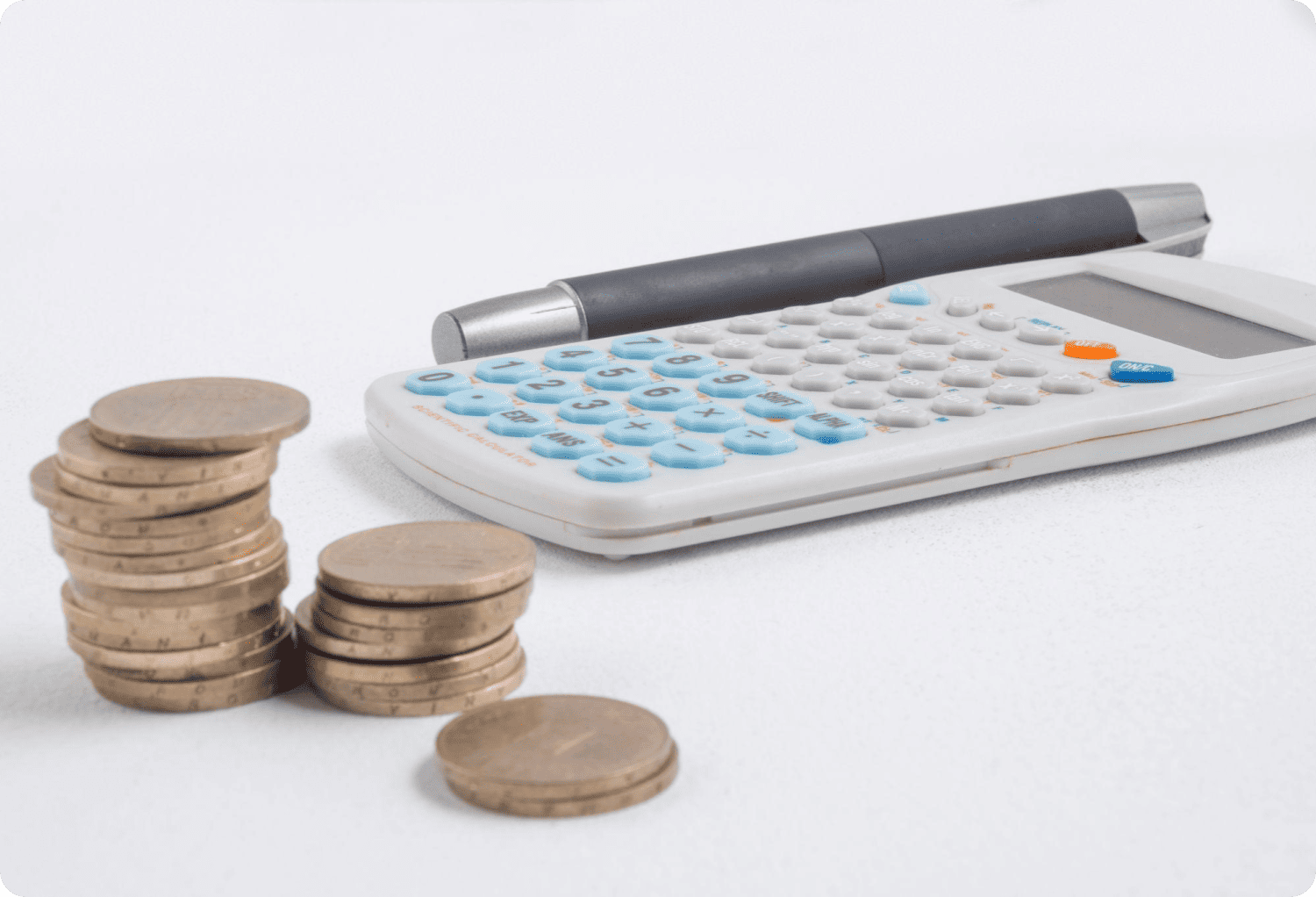 Costos reales vs costos estimados: Cómo calcularlos