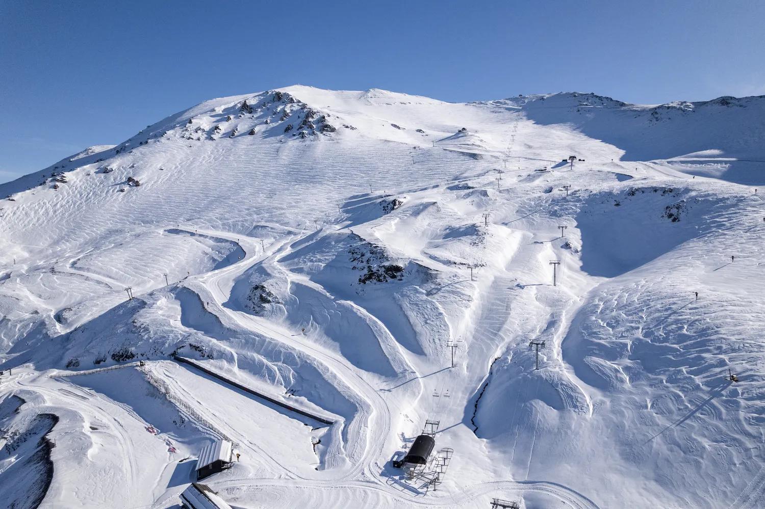 Mt Hutt NZ: Early 2025 Ski Season Opening After Snowstorm
