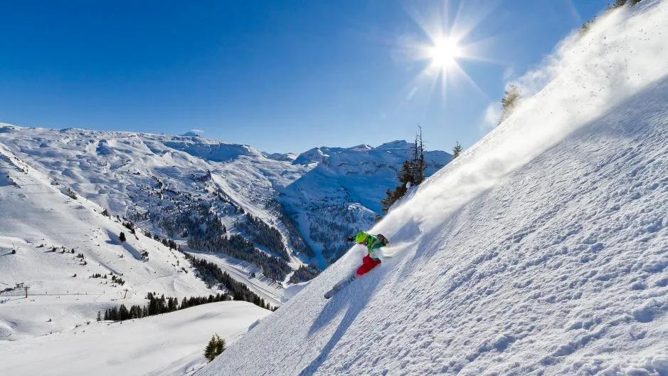 Le Grand Massif Trail Map | Ski Runs & Piste Map - 2025-2026 | SnowStash