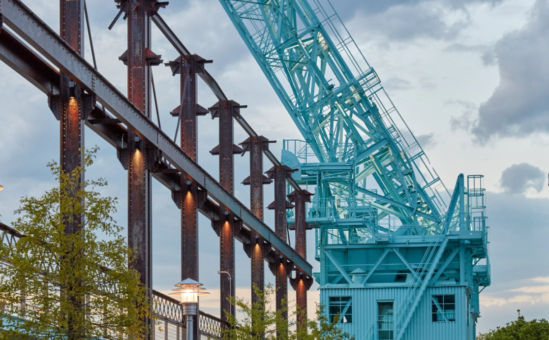 Domino Park: Waterfront Park in Williamsburg Brooklyn