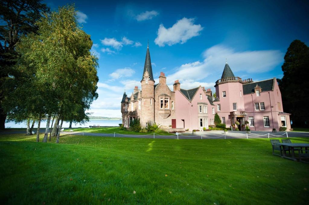 Best hotels by the seaside in Scotland - Good Hotel Guide