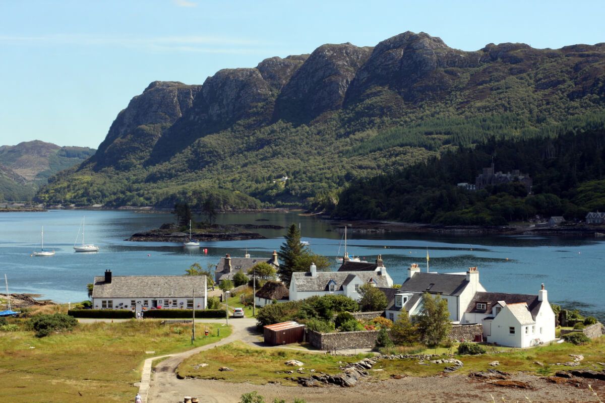 11 picture-perfect chocolate box villages in the UK