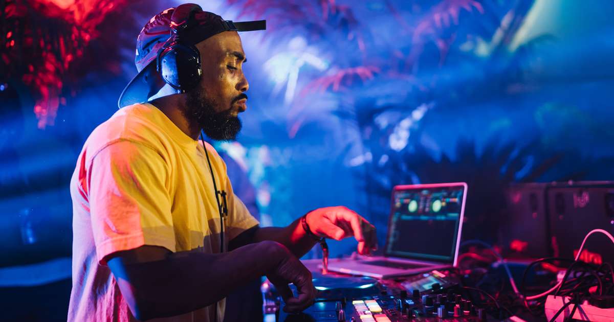 Serato DJ Pro – Download Professional DJ Software for Mac & PC