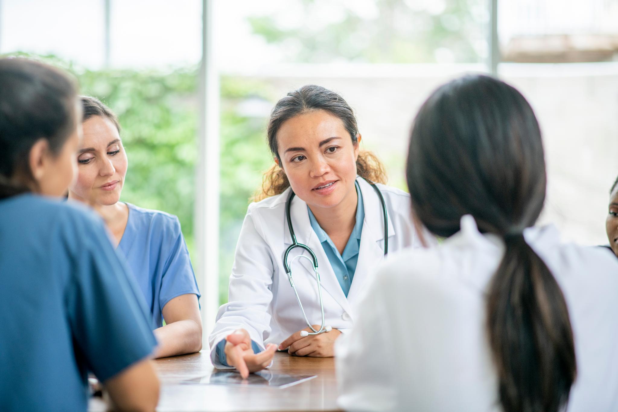 How to Become a Family Nurse Practitioner (FNP) | United States ...